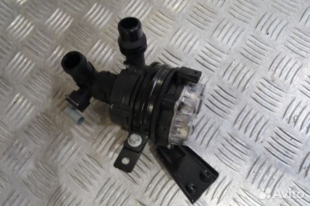 Насос ож Mercedes GLC X 253 A0005002686 купить в Москве | Запчасти | Авито