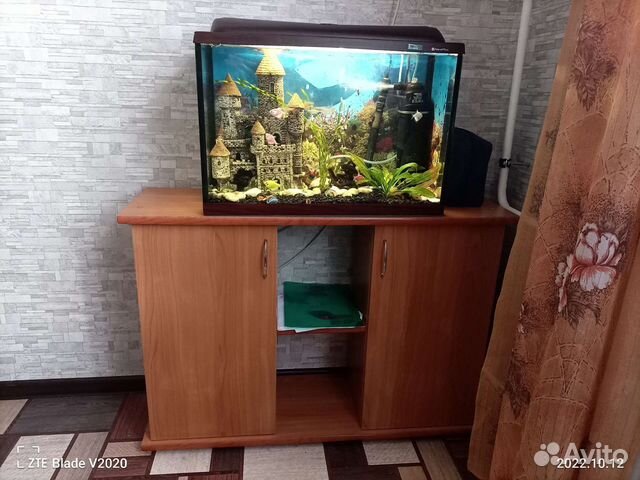 Аквариум с тумбой